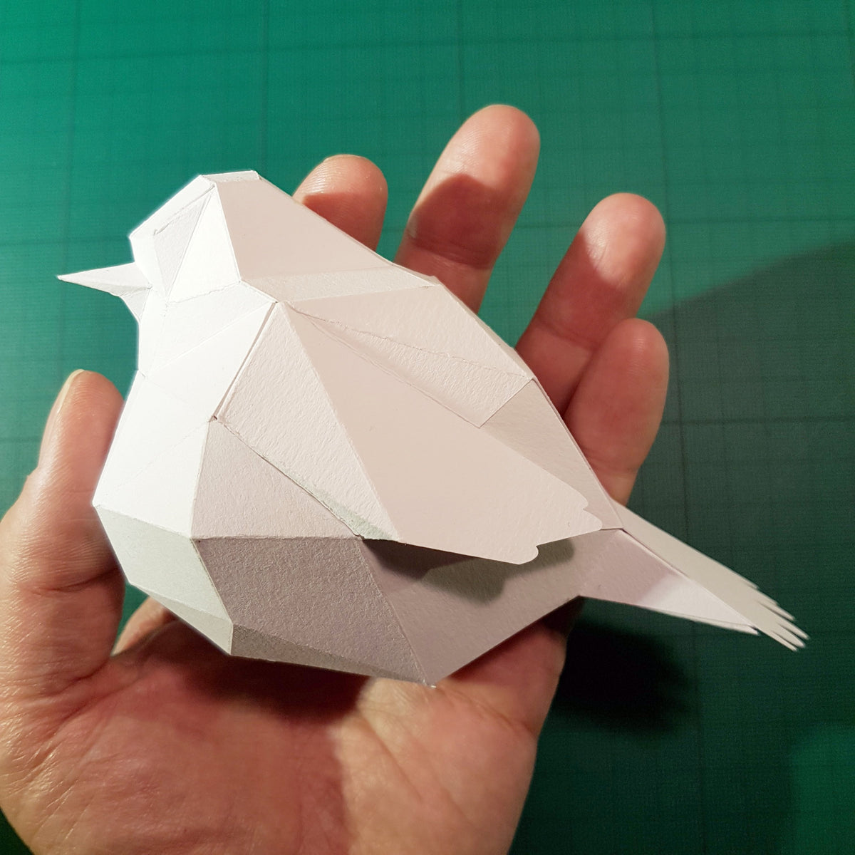 Robin Bird Ornament | Papercraft Designed By Ntanos | Made By You